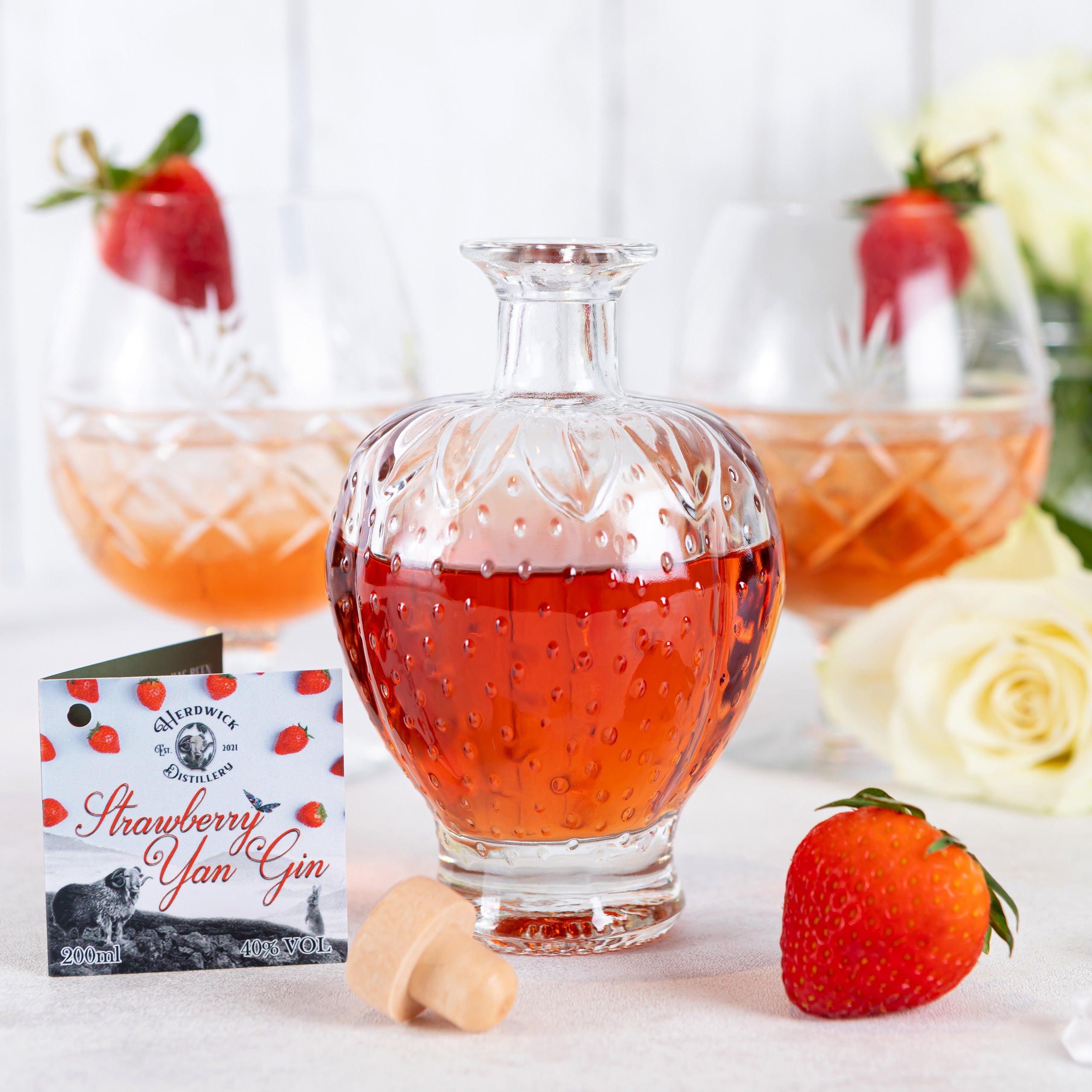Strawberry Yan Gin by Herdwick Distillery – Herdwickdistillery